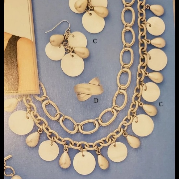 Premier Designs | Jewelry | Premier Design White Linen Set Genuine ...